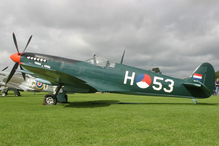 Around the world with the Legend – Silver Spitfire-The Longest Flight ...