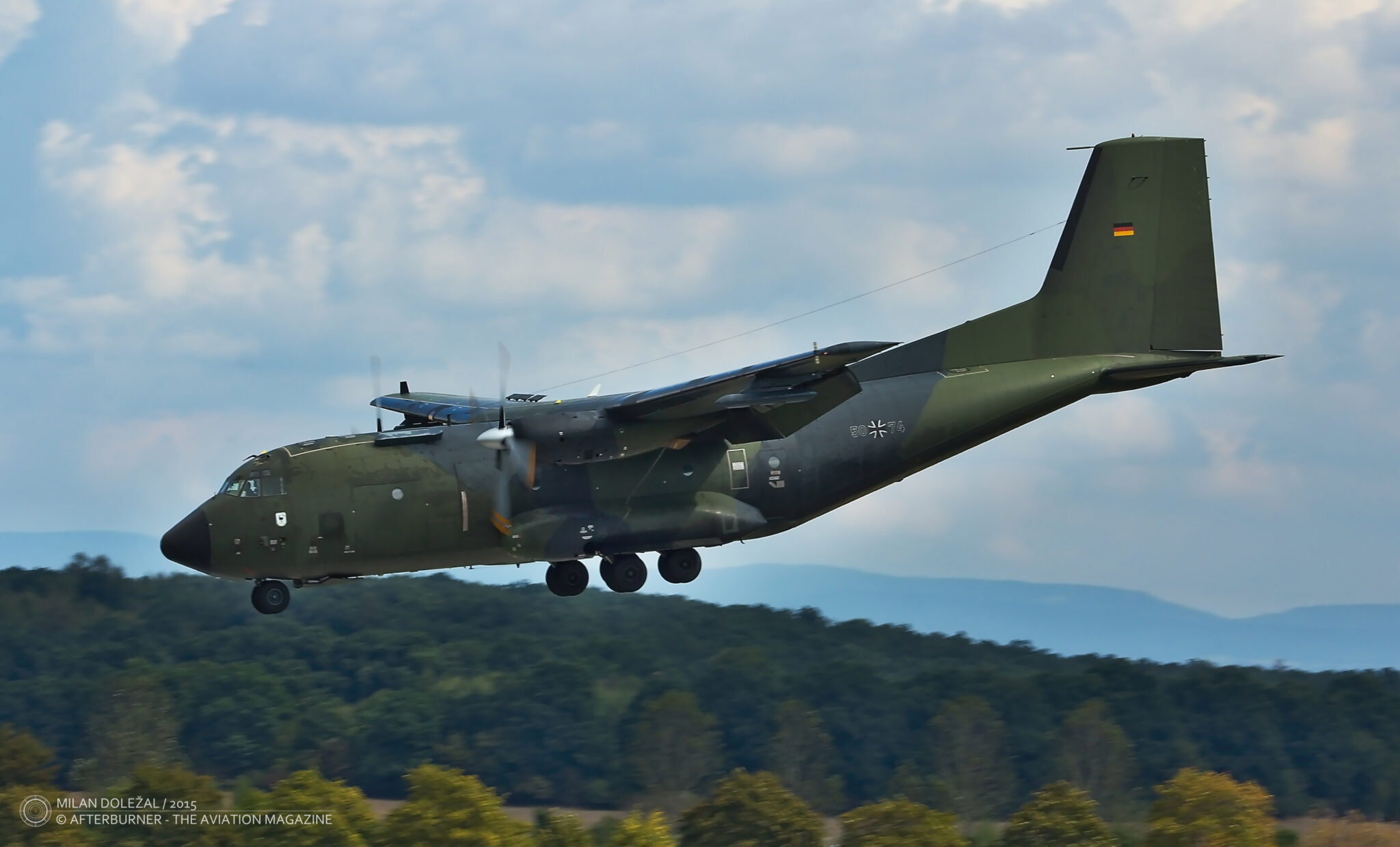 ´Mumbling bee´ - the story of C-160 Transall airlifter