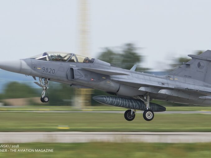 Mikoyan-Gurevich Ye-152 (Ye-166) / Е-152 (Е-166)