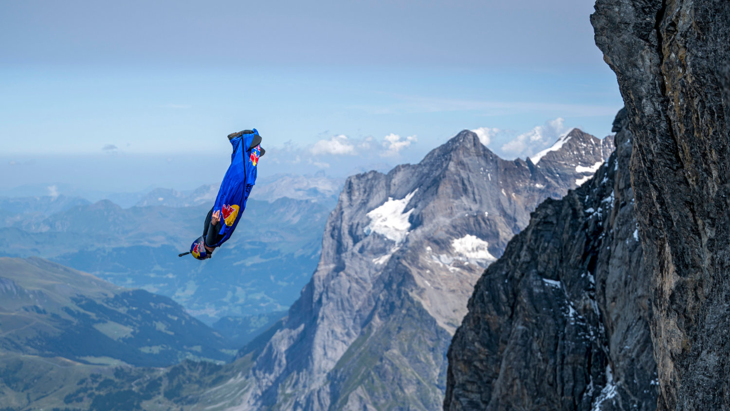 Austrian wingsuit pilot sets the new world speed record